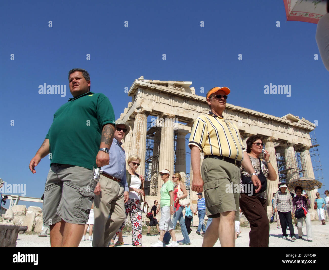 tourists by the parthenon in athens, greece Stock Photo - Alamy