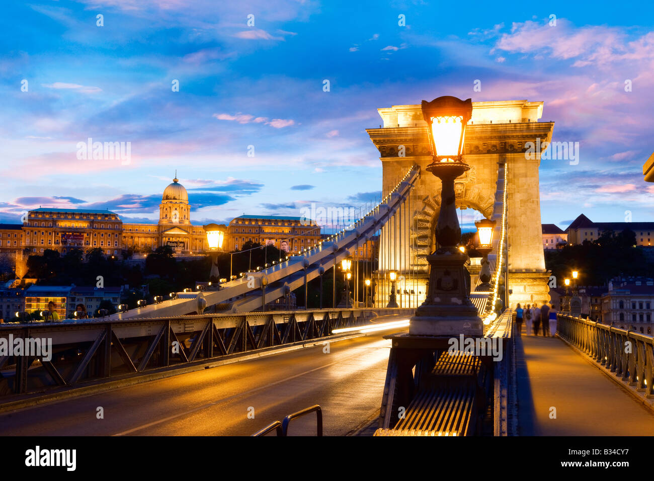 the chain bridge at night in Budapest Hungary Stock Photo - Alamy