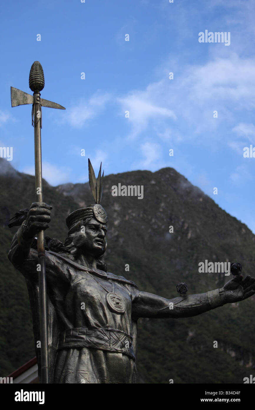 statue at Machu Picchu Stock Photo - Alamy
