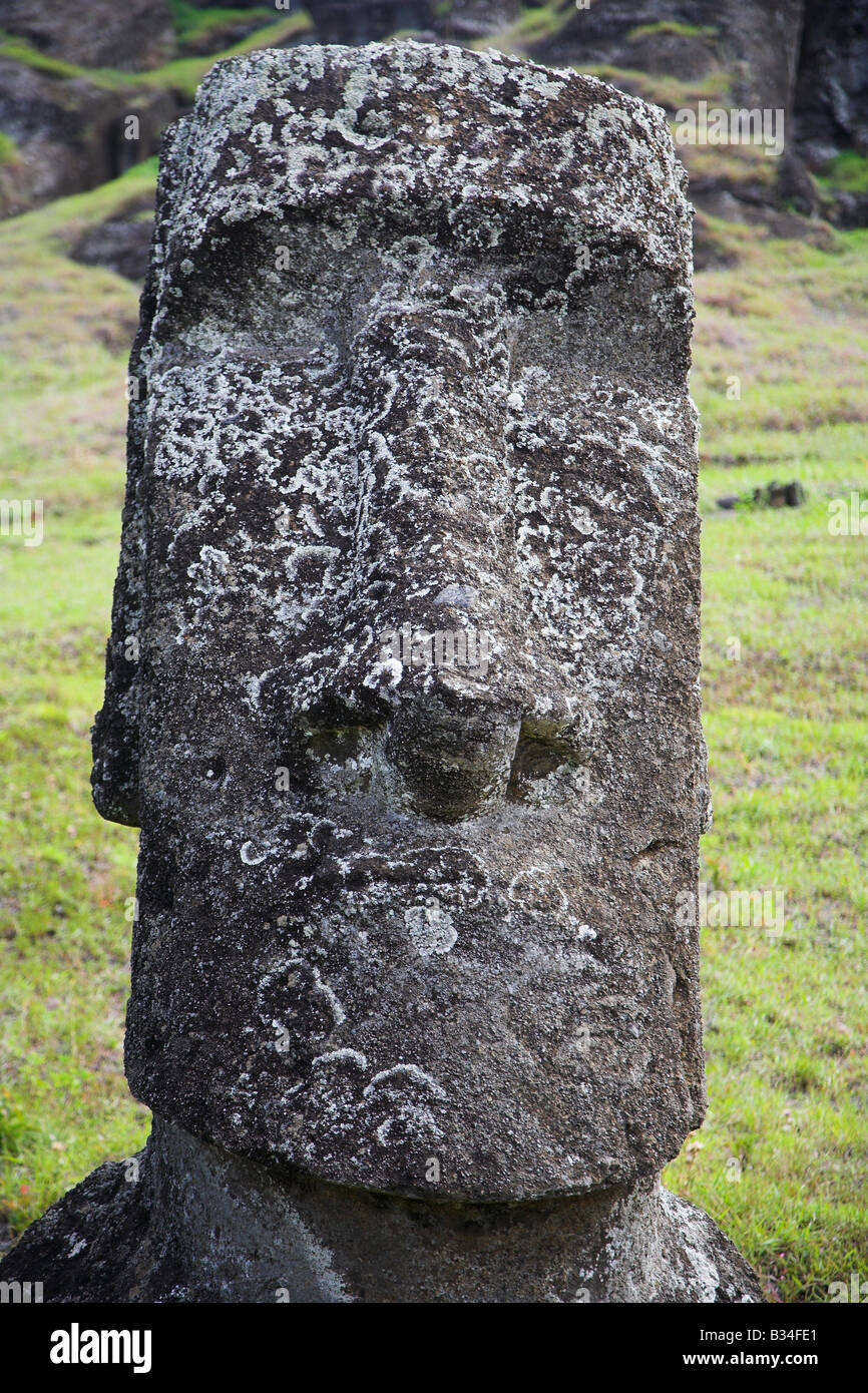 Maoi statues hi-res stock photography and images - Alamy