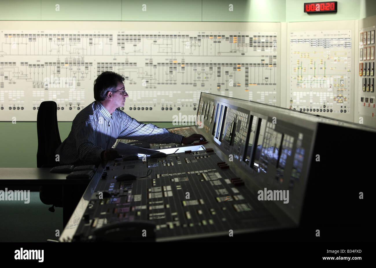 Simulator nuclear power station hi-res stock photography and images - Alamy