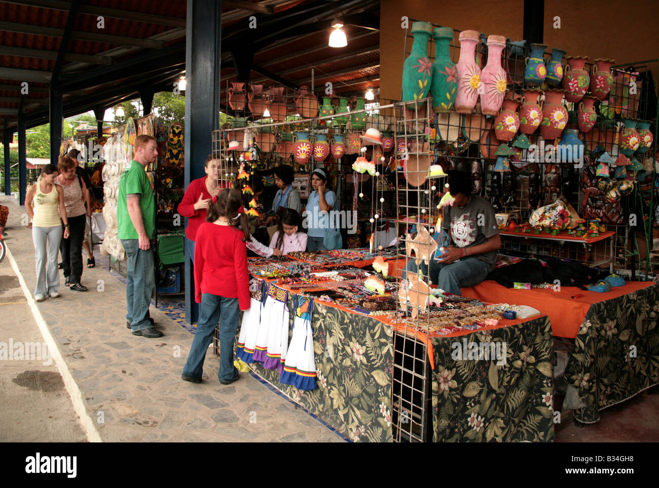 Panama crafts hi-res stock photography and images - Alamy