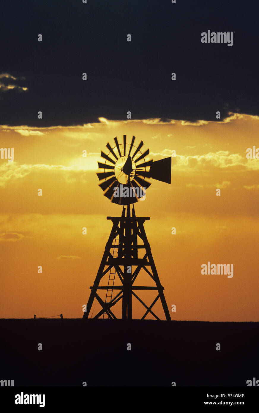 Texas farm buildings hi-res stock photography and images - Alamy