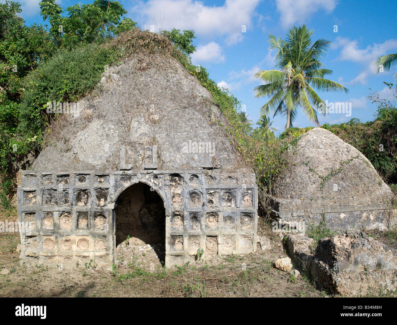 Kenya grave hi-res stock photography and images - Alamy
