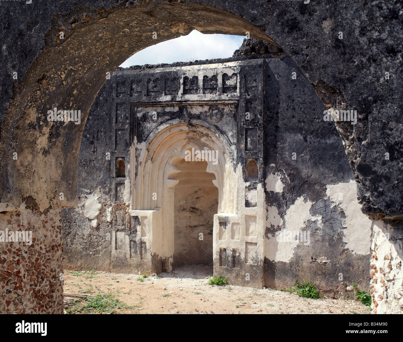 Kenya. The ruins of a mosque inside Siyu Fort. The Sultan of Zanzibar ... Kenya. The ruins of a mosque inside Siyu Fort. The Sultan of Zanzibar ...