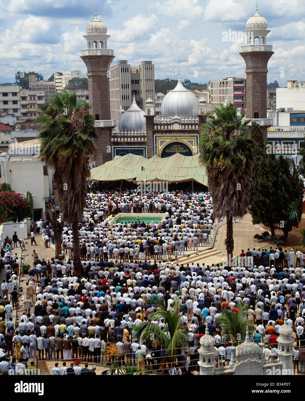 Kenya, Nairobi City, Nairobi. The Jamia Mosque in the centre of Nairobi ...