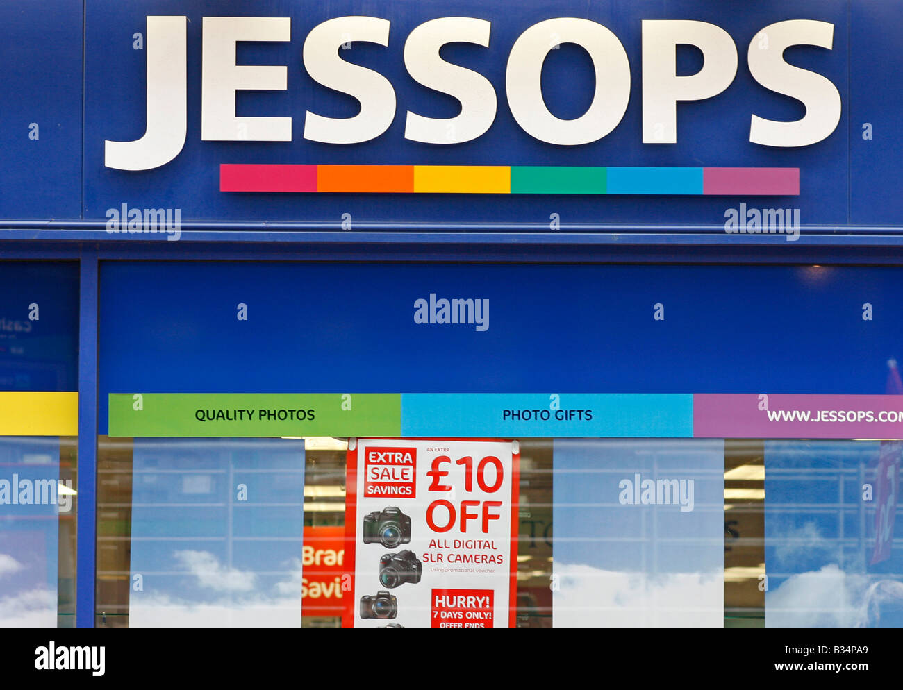 Jessops logo hi-res stock photography and images - Alamy