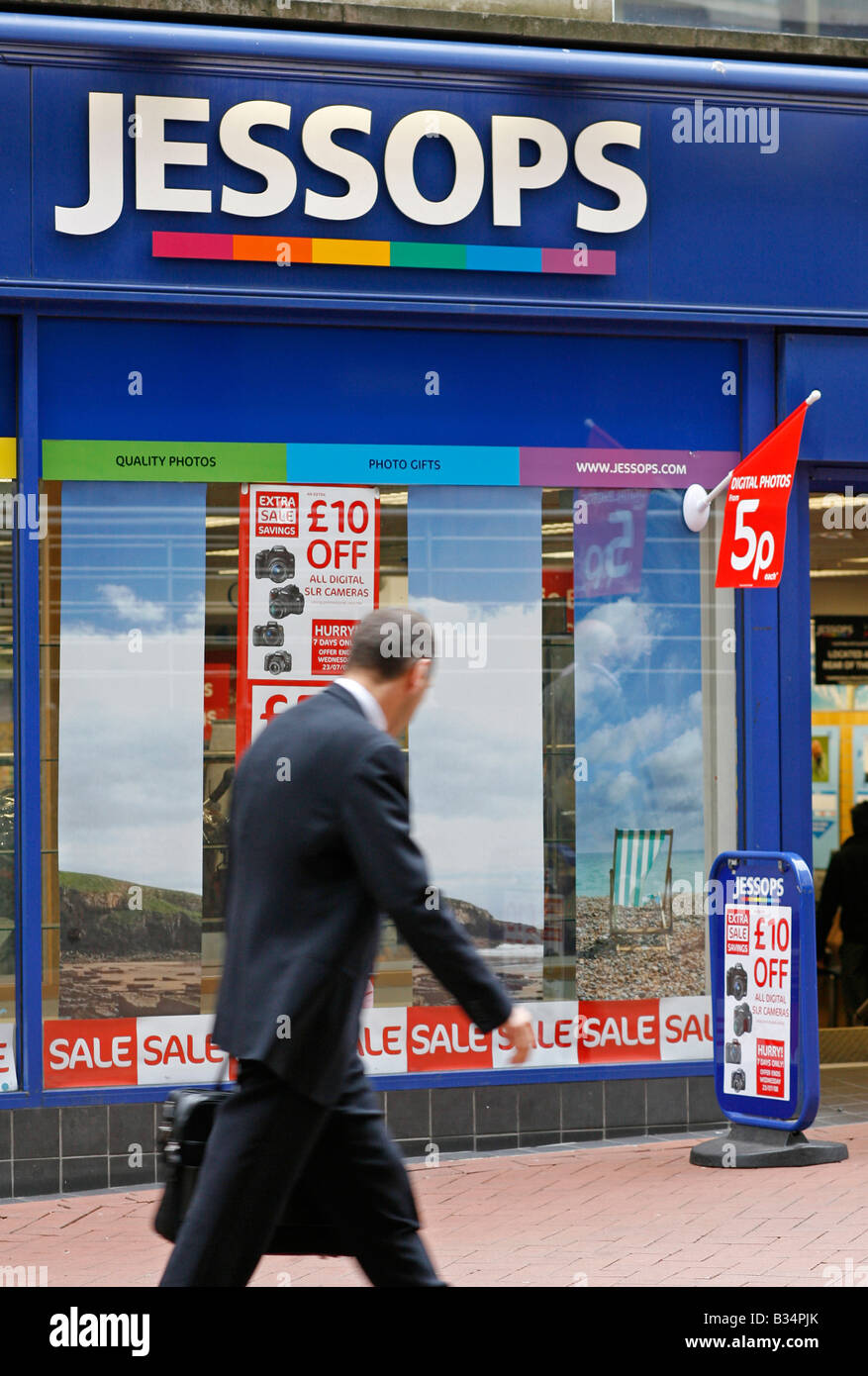 Jessops logo hi-res stock photography and images - Alamy