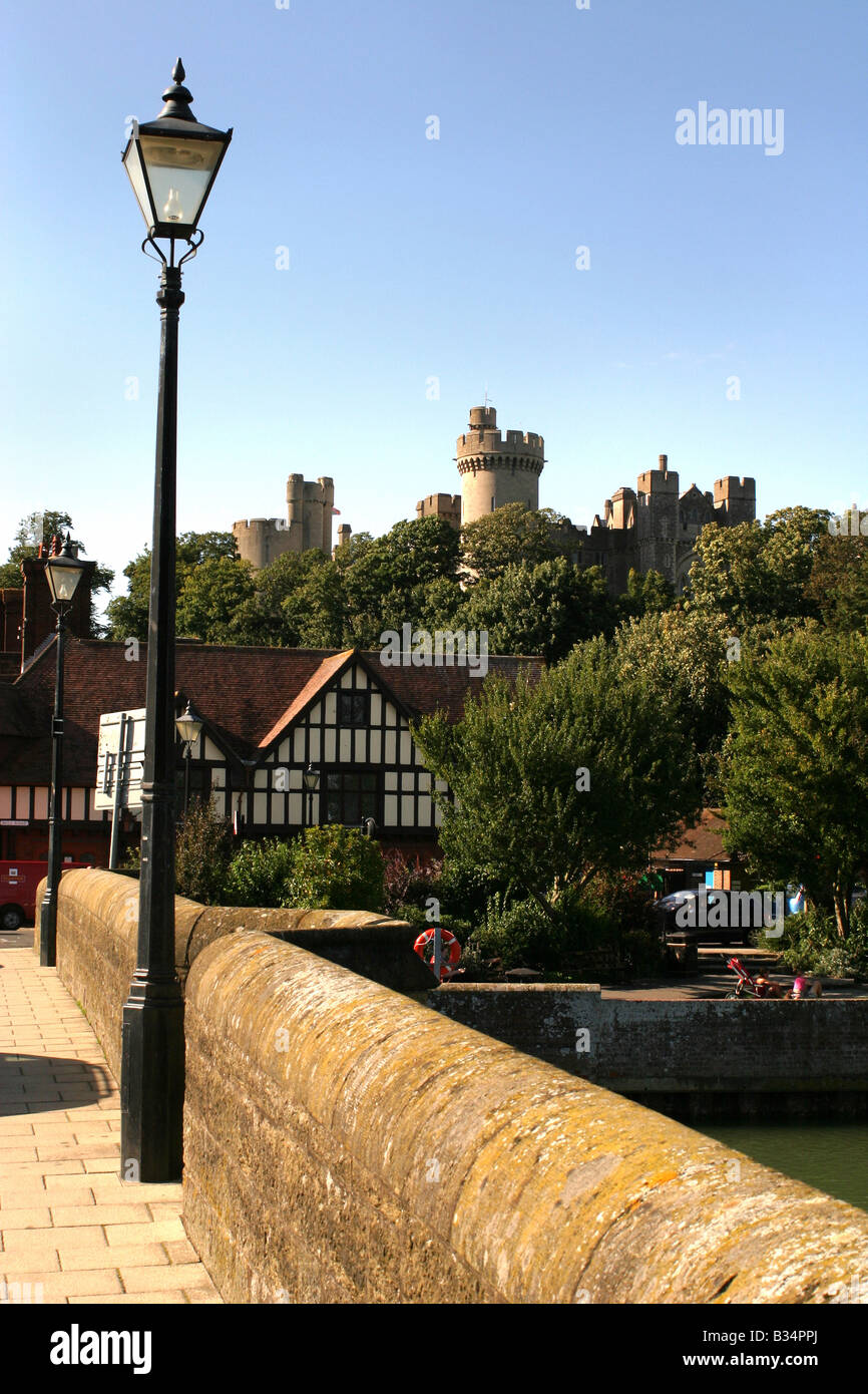 Elizabethan bridge hi-res stock photography and images - Alamy