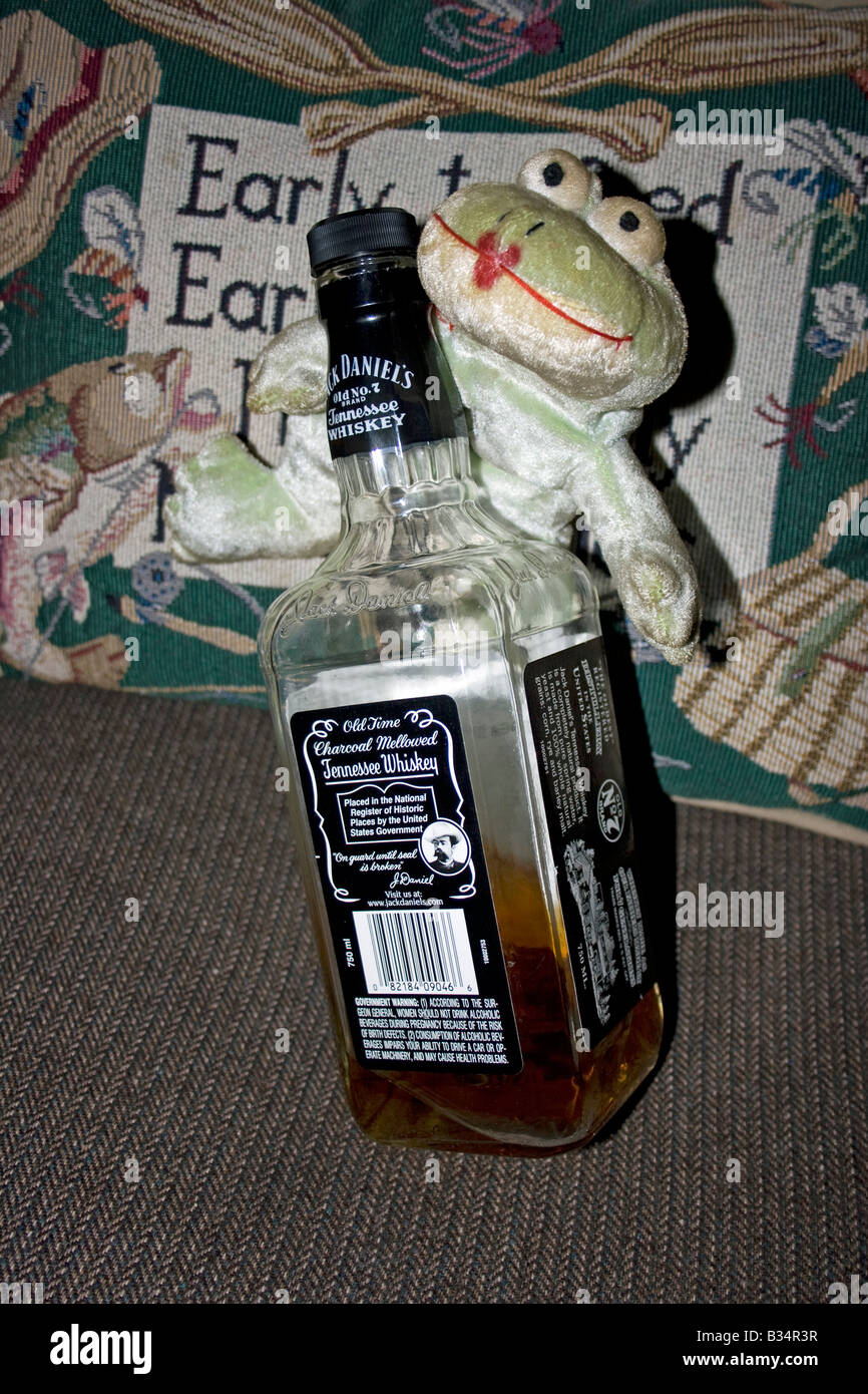 Drunk frog hi-res stock photography and images - Alamy