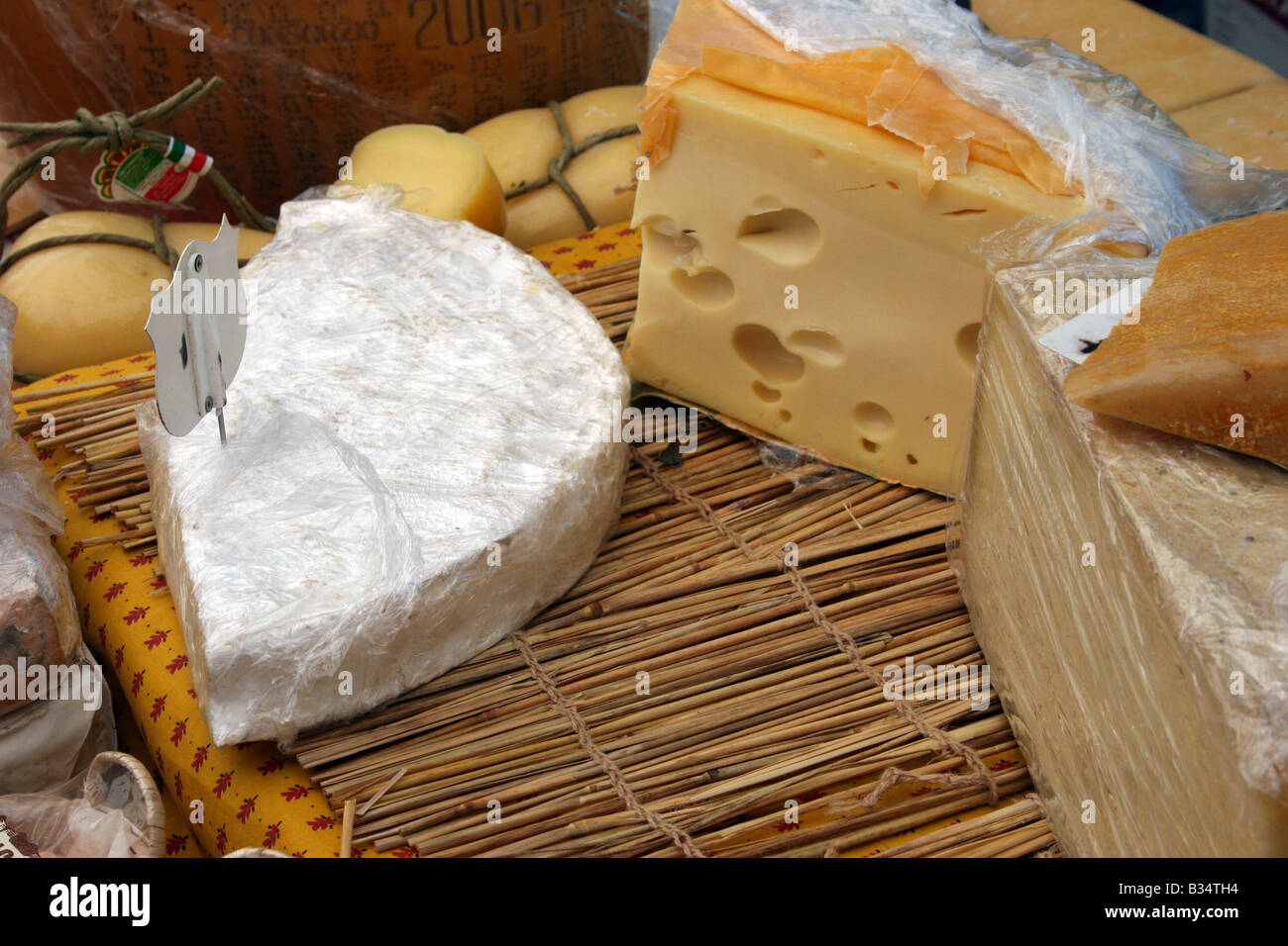 Fromage cheese hi-res stock photography and images - Alamy