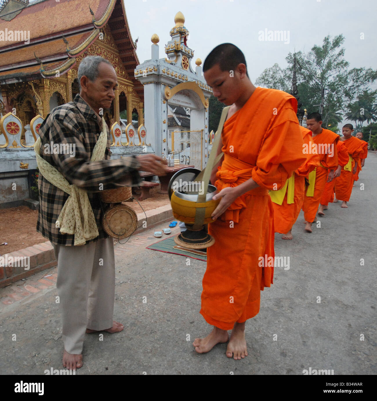 Alms collection hi-res stock photography and images - Alamy