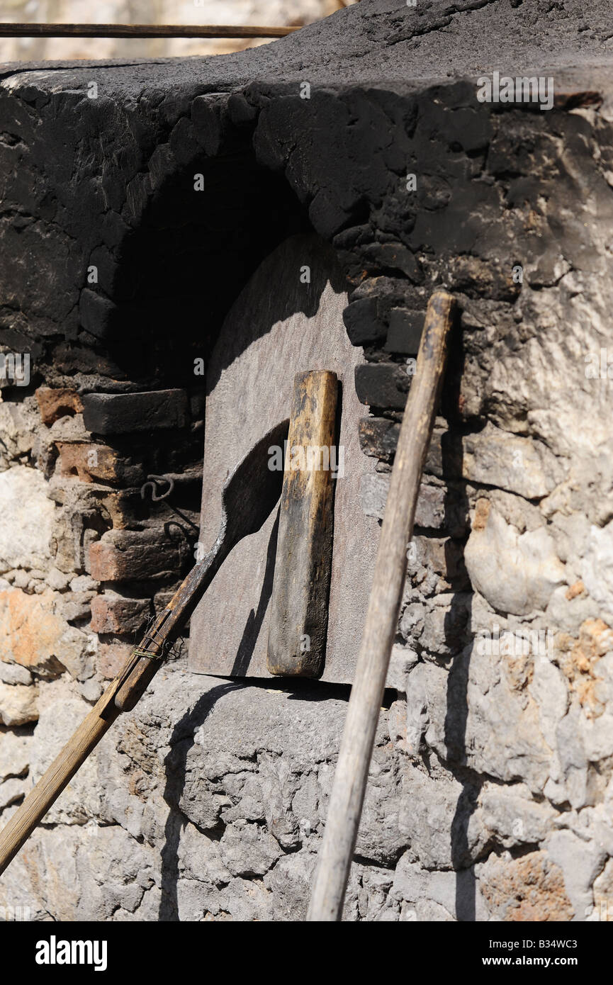 Turkish bread oven Stock Photo - Alamy