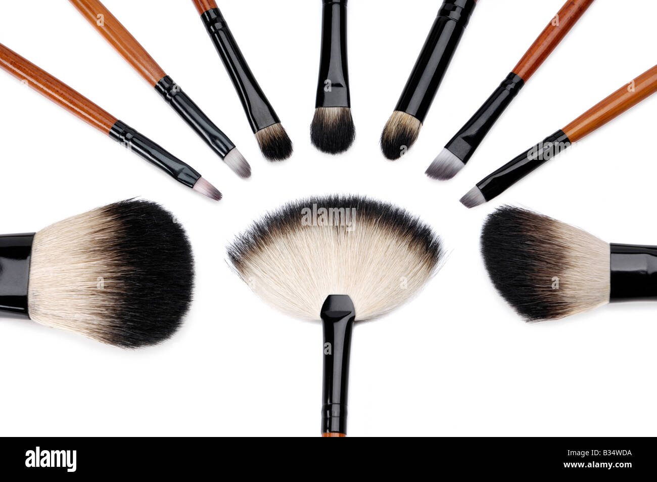 Medium brushes hi-res stock photography and images - Alamy
