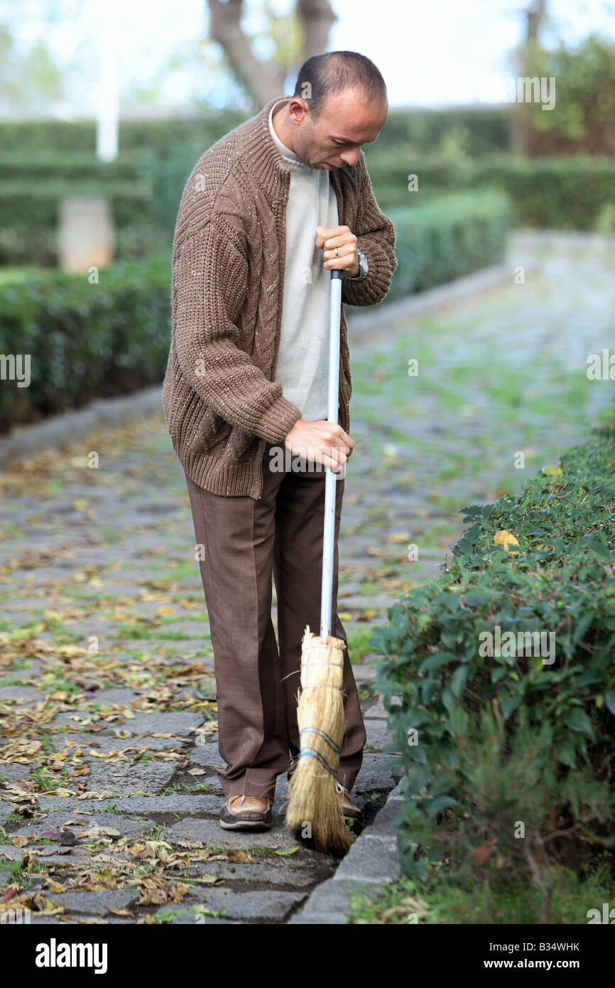 Man sweeping a street, Trabzon, Turkey Stock Photo - Alamy