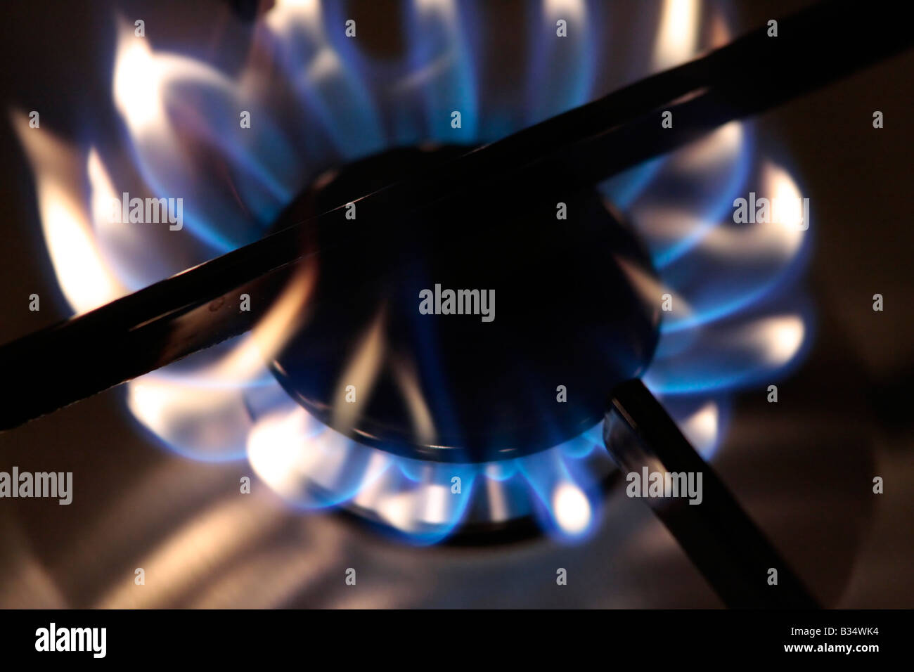 Hob burner with fire hi-res stock photography and images - Alamy