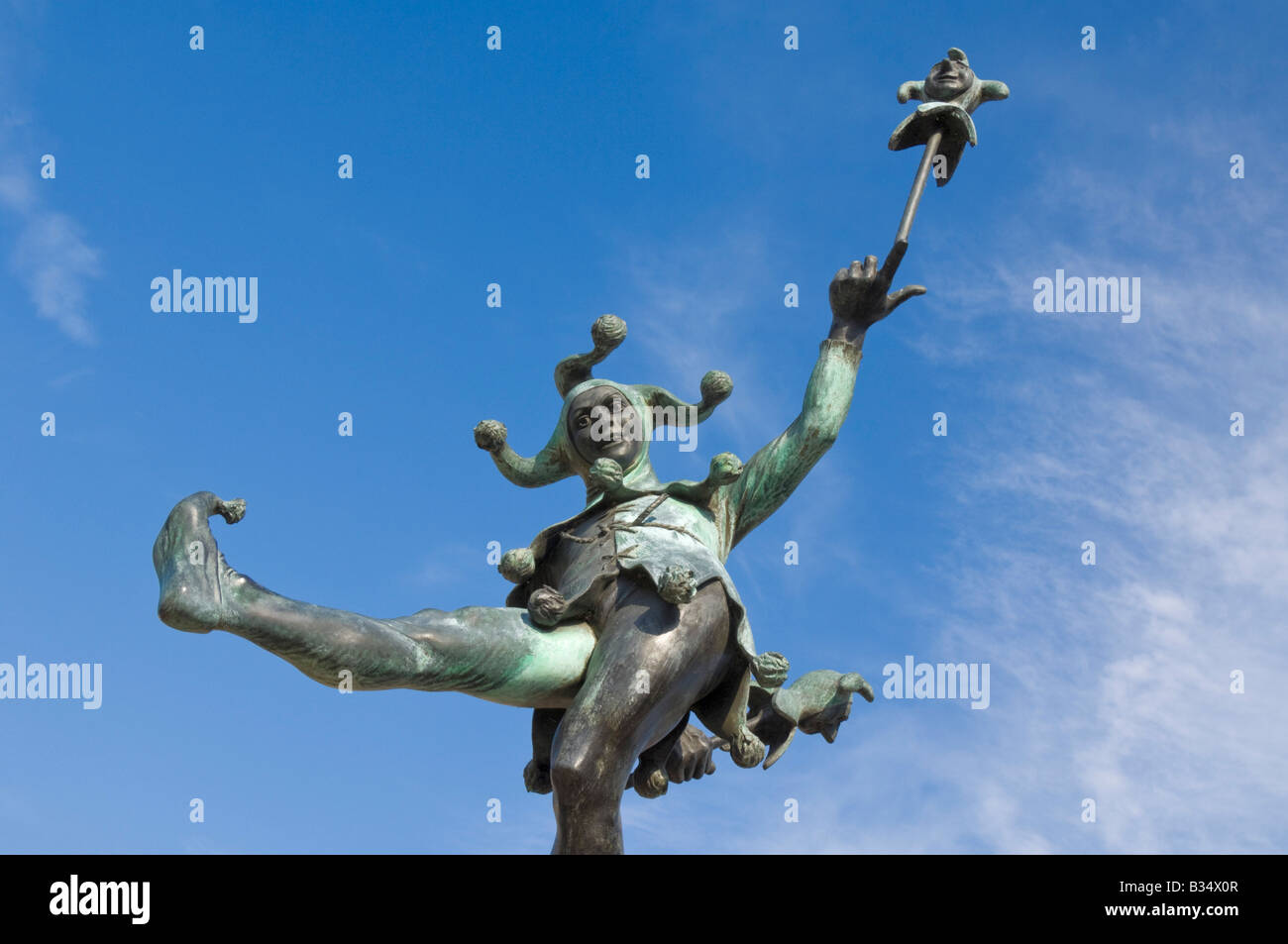 The famous Jester statue Stratford upon Avon city centre Warwickshire ...