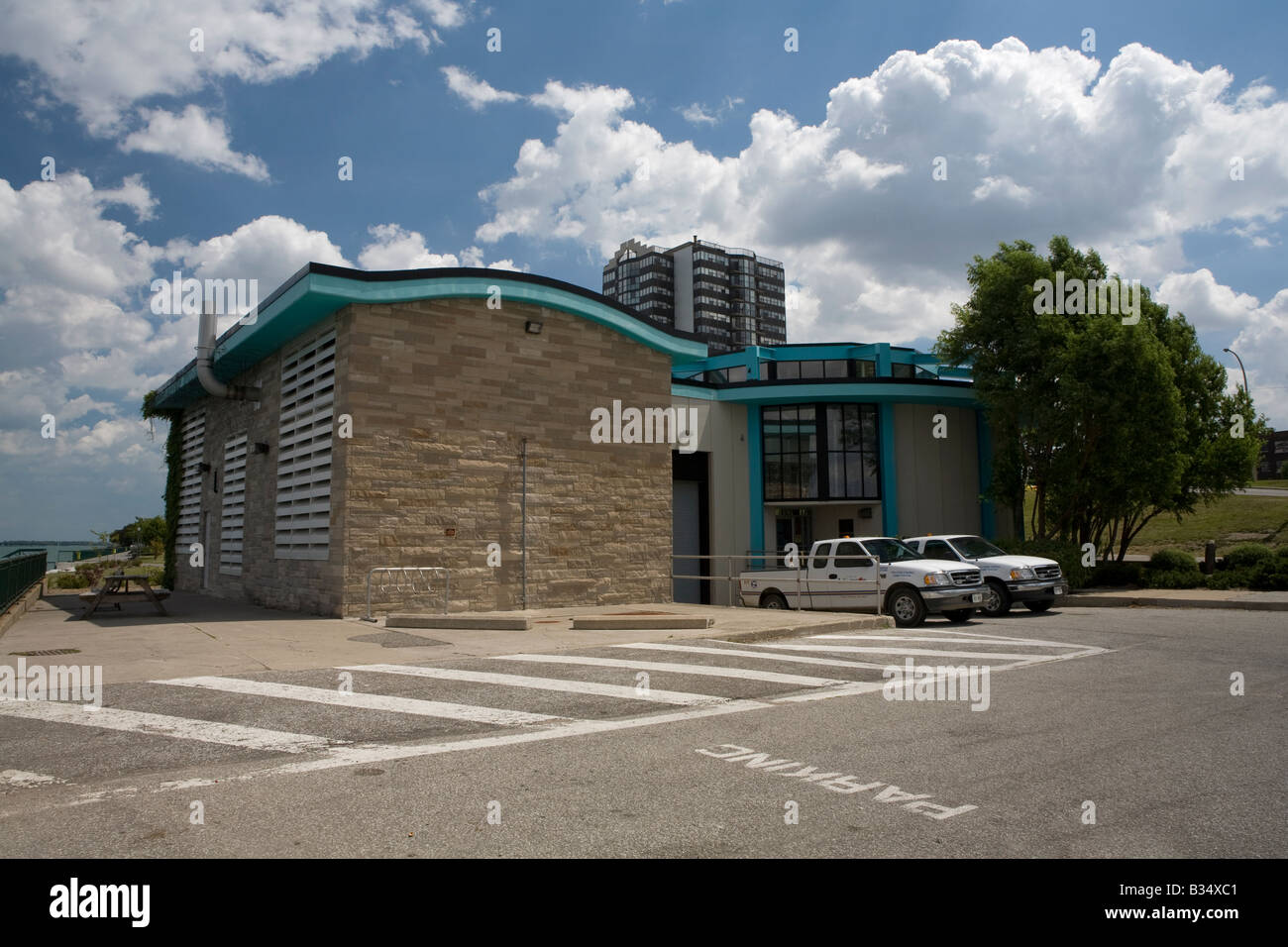 Canada water station hi-res stock photography and images - Alamy