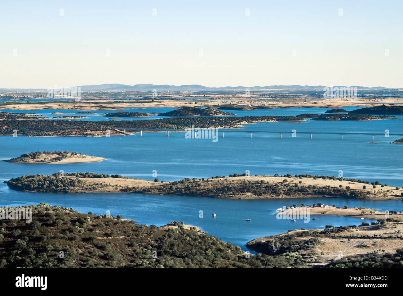 Alqueva reservoir hi-res stock photography and images - Alamy