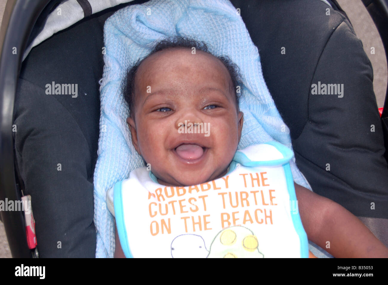 Smiling jamaican boy hi-res stock photography and images - Alamy