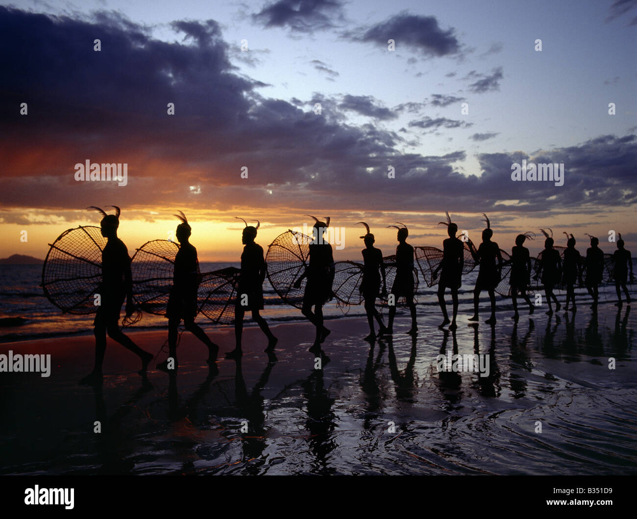 Lake turkana fish fishing hi-res stock photography and images - Alamy