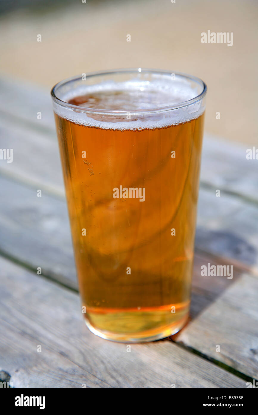 Real ale festivals hi-res stock photography and images - Alamy