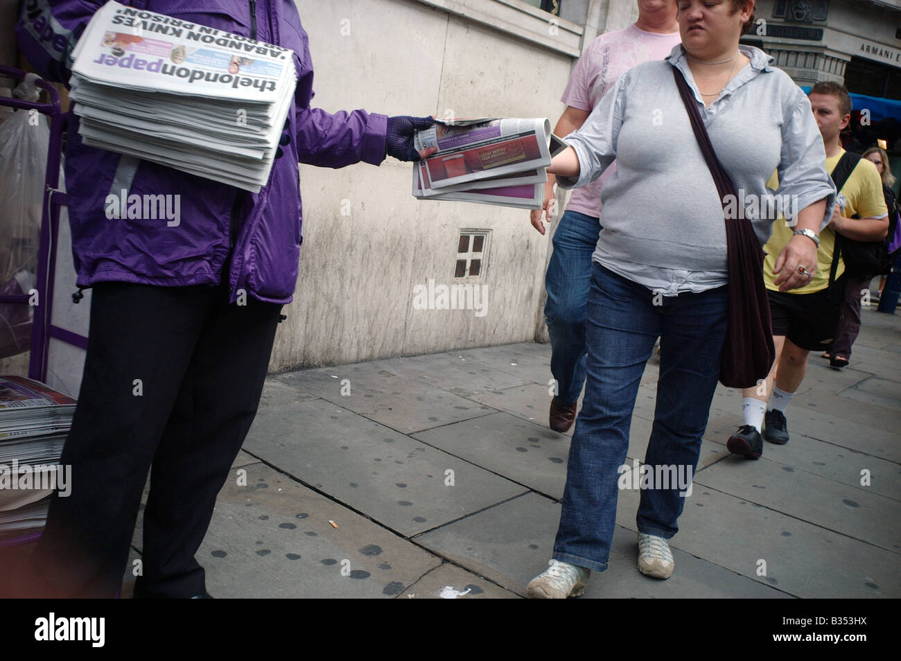 Newspaper freebie hi-res stock photography and images - Alamy