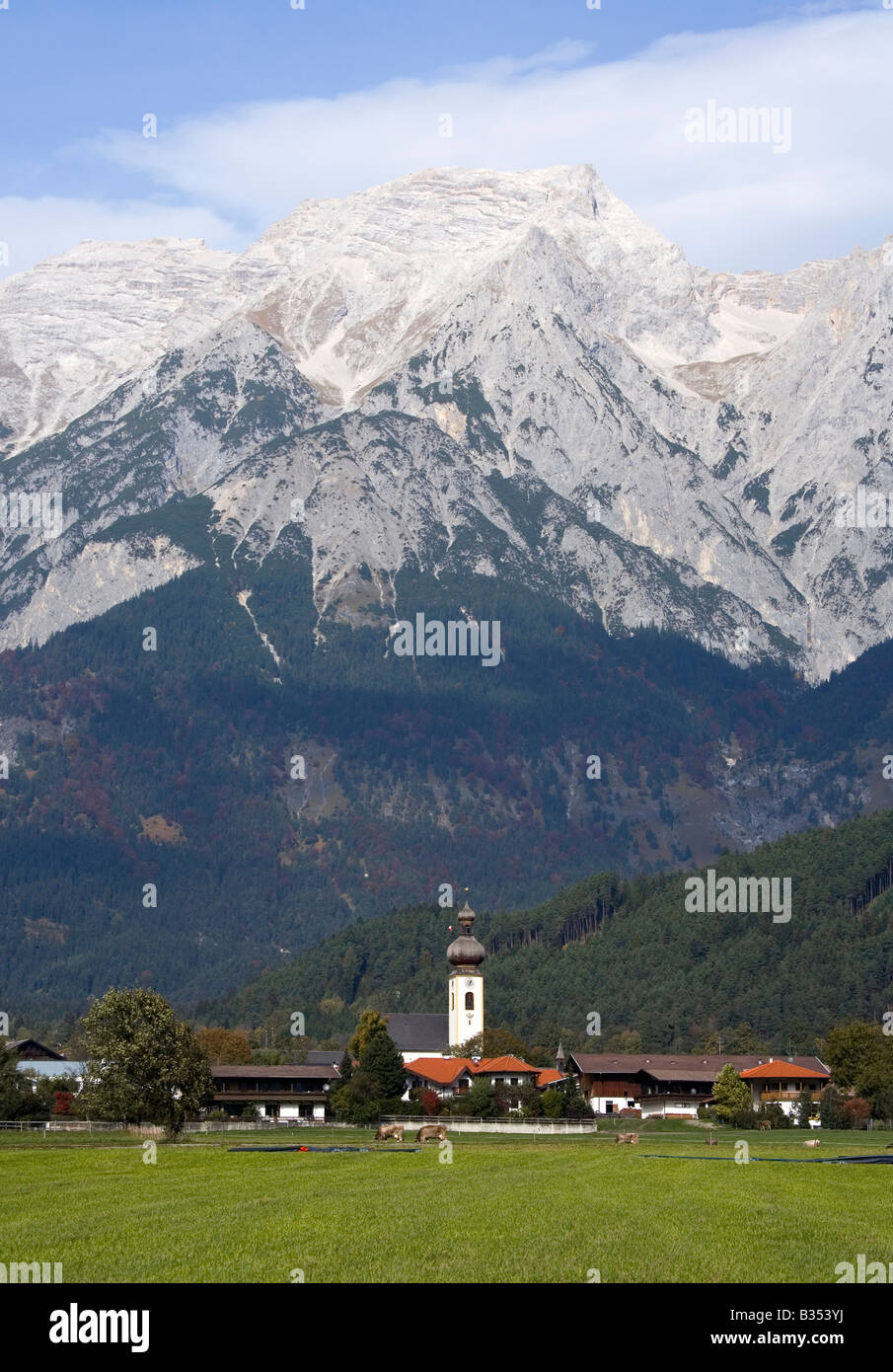 Mils hi-res stock photography and images - Alamy