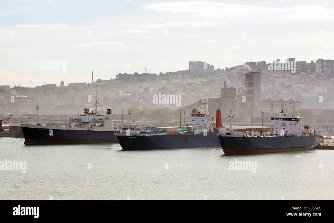 Trabzon port hi-res stock photography and images - Alamy