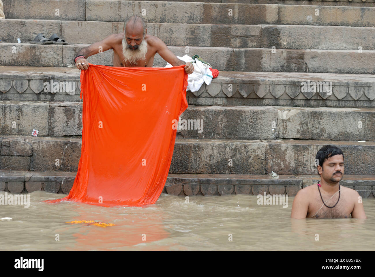 Hindu prayers hi-res stock photography and images - Alamy