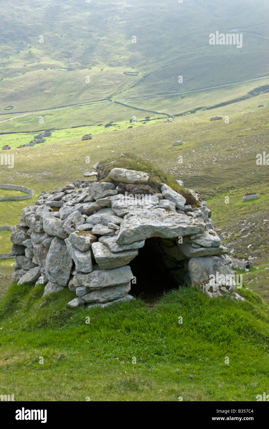 Hillside Cleit above St kilda village Stock Photo - Alamy