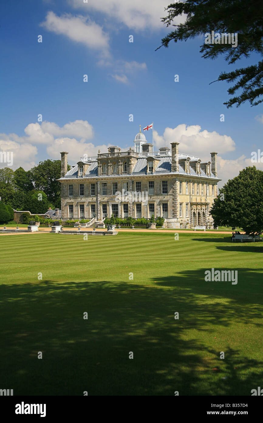 National trust house flag hi-res stock photography and images - Alamy