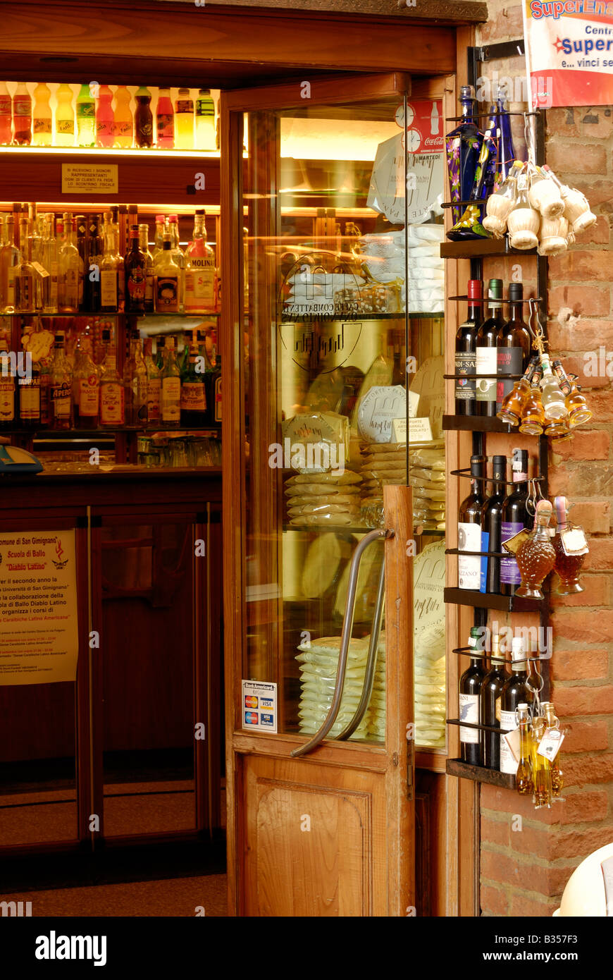Store front in Tuscany showing local wines Stock Photo - Alamy