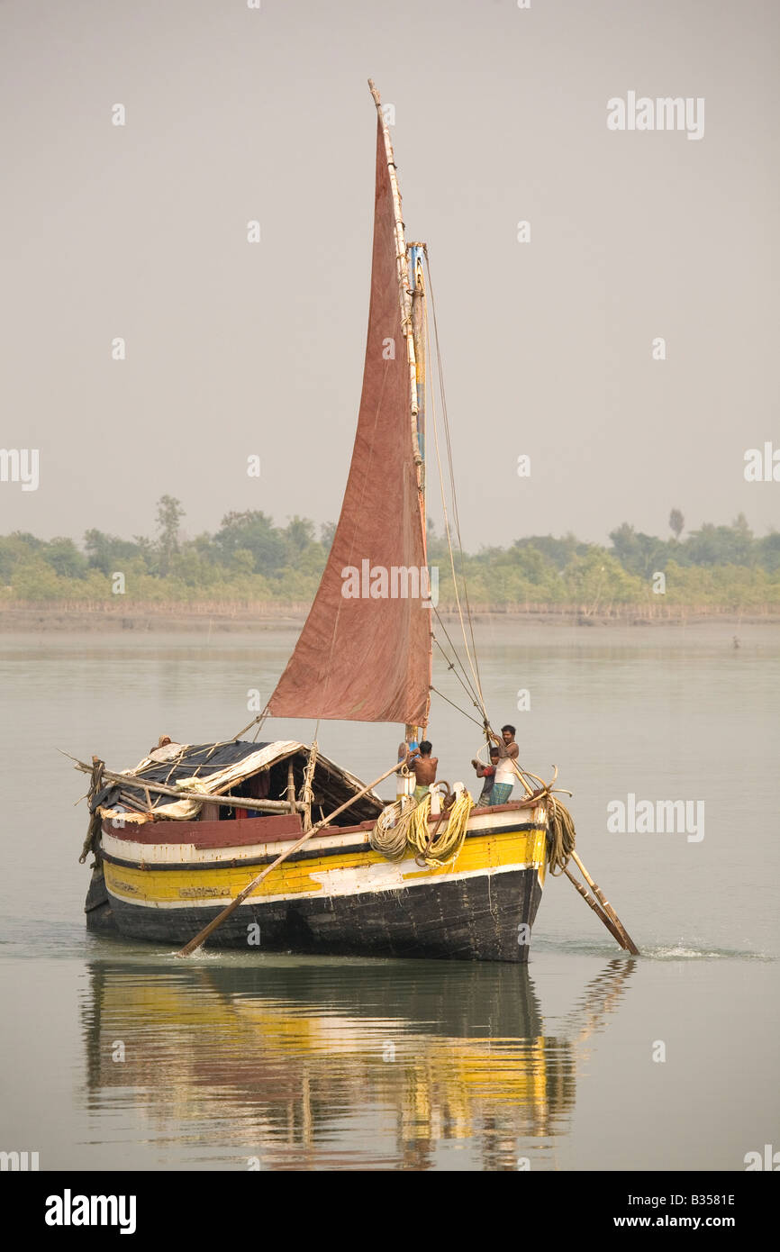 Sunderbans hi-res stock photography and images - Alamy