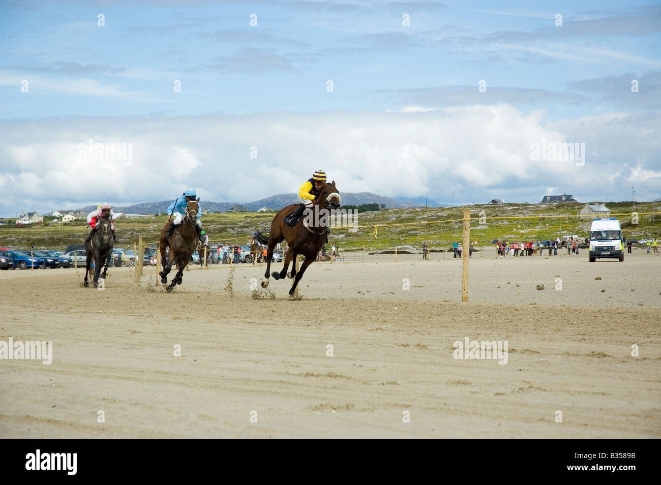 Flapper on beach hi-res stock photography and images - Alamy