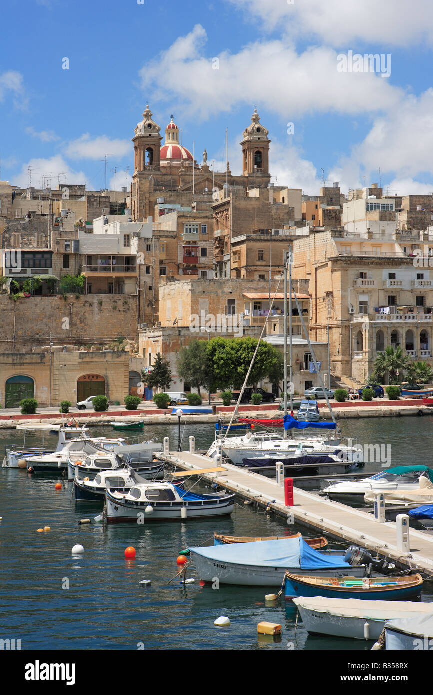Senglea Waterfront, Dockyard Creek, Cottonera Marina, Malta Stock Photo ...