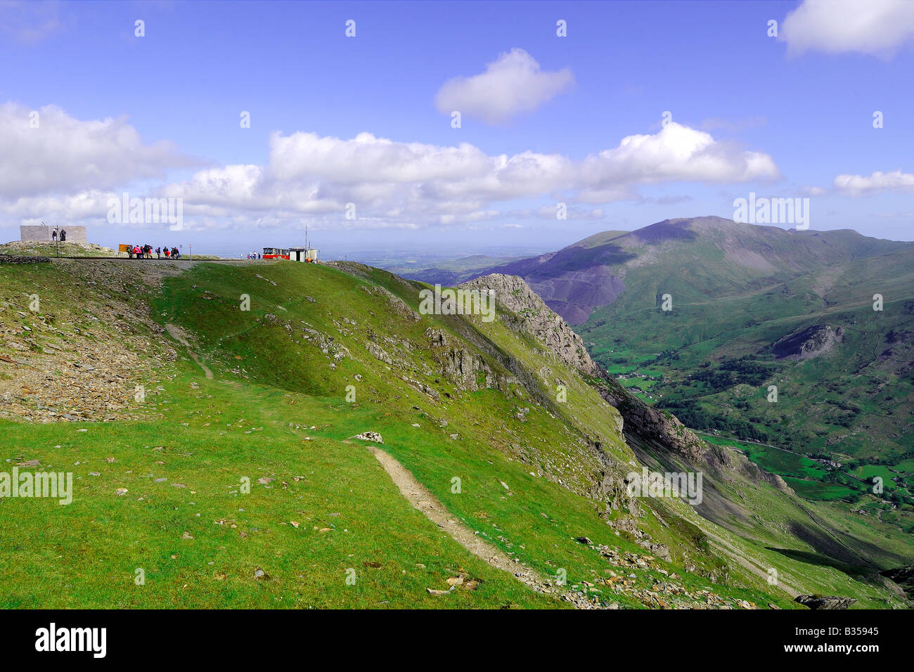 Clogwyn railway station on the Snowdon Mountain Railway overlooking ...