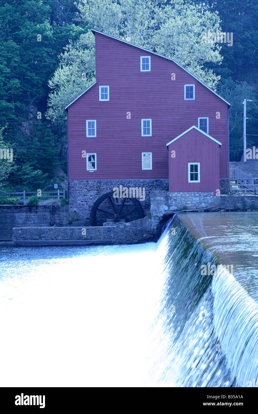 Red mill Museum in Clinton from directly across the weir on the Raritan ...