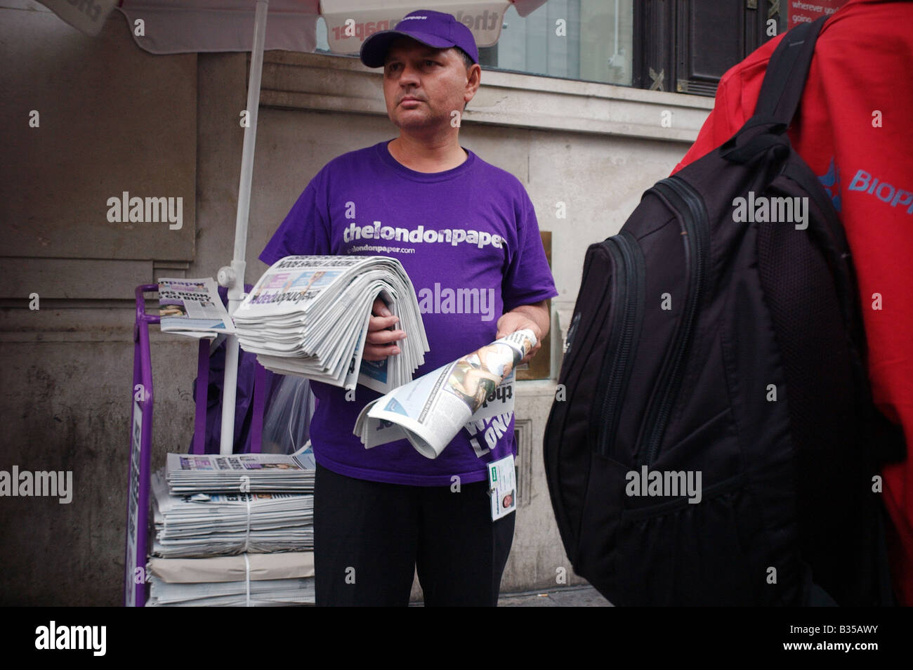 Newspaper freebie hi-res stock photography and images - Alamy