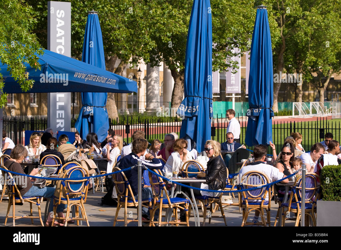 Sidewalk cafe bar on Duke of Yorks Square Chelsea SW3 London United ...