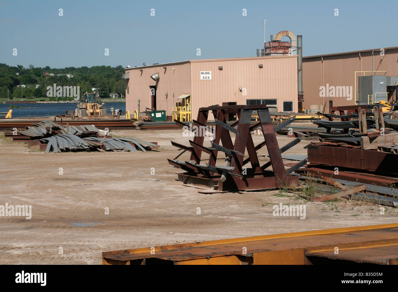 Industrial steelyard hi-res stock photography and images - Alamy