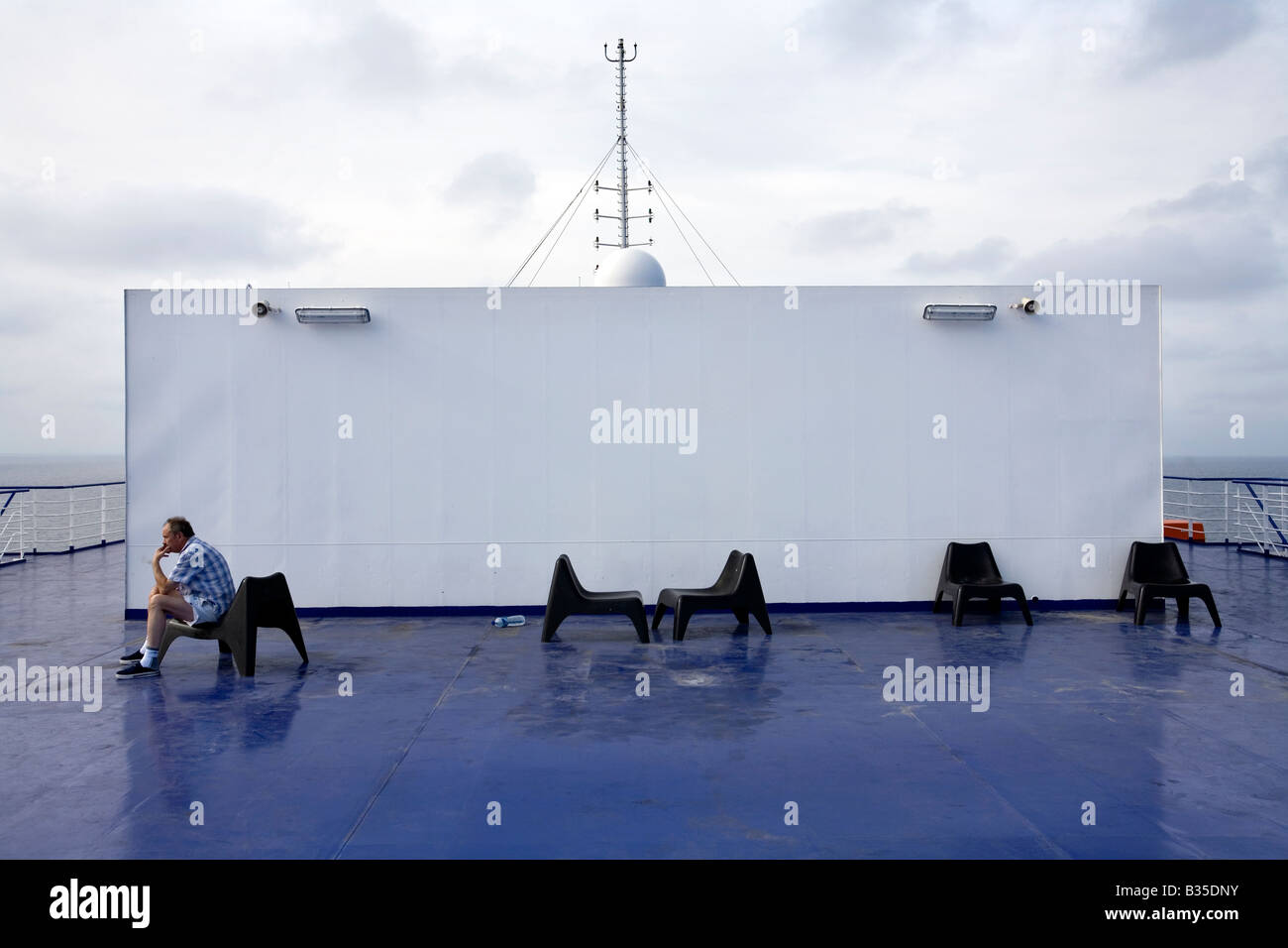 Man on ship deck hi-res stock photography and images - Alamy