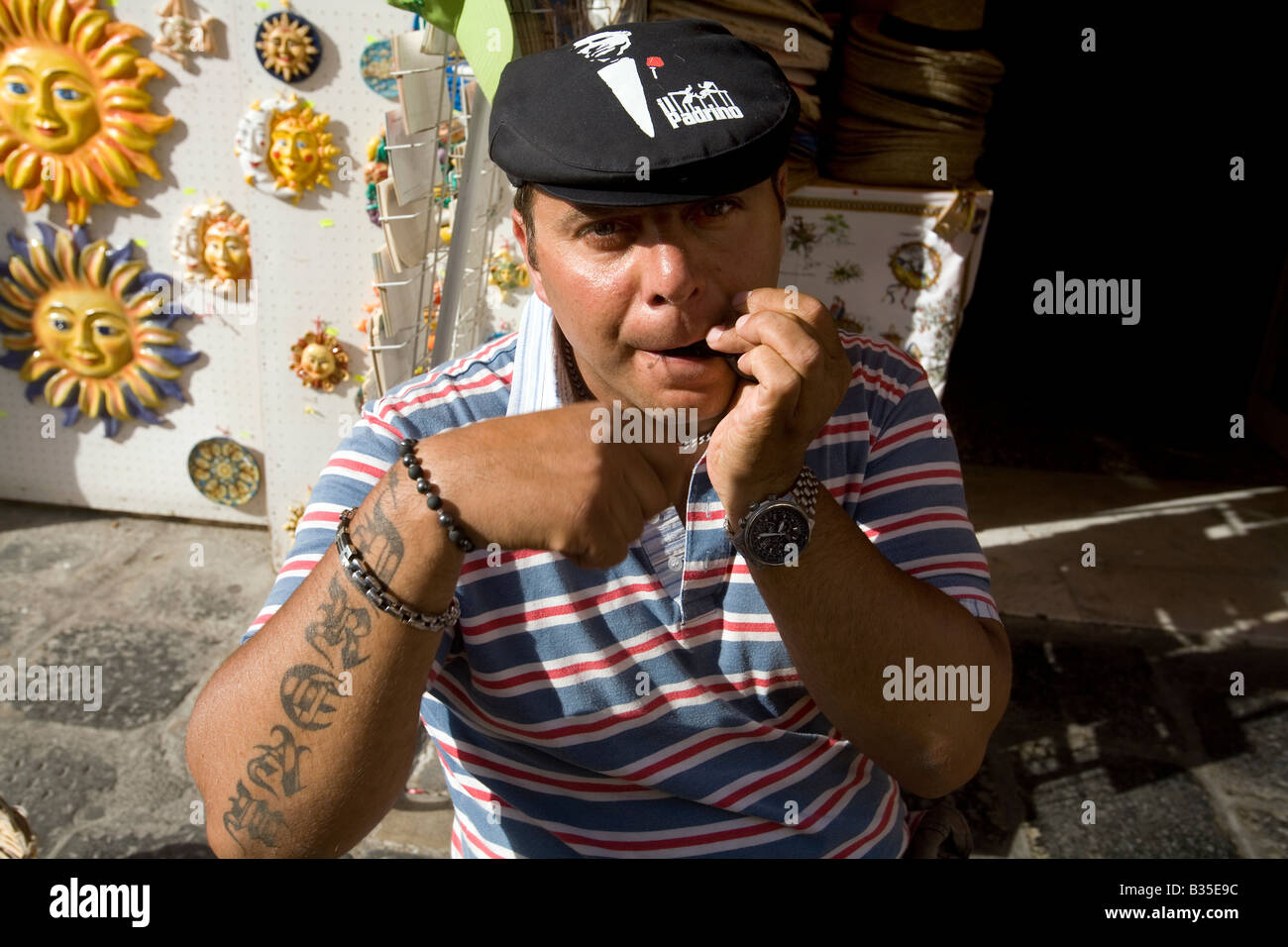 Sicilian man with hat hi-res stock photography and images - Alamy