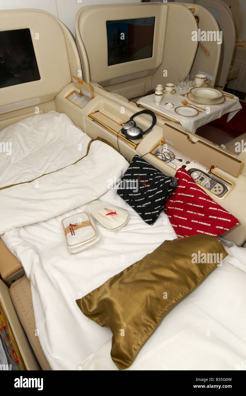 First Class Air India Boeing 777-300ER Farnborough Air Show 2008 Stock ...