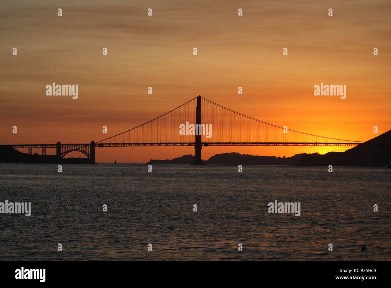 Bay bridge paddle hi-res stock photography and images - Alamy
