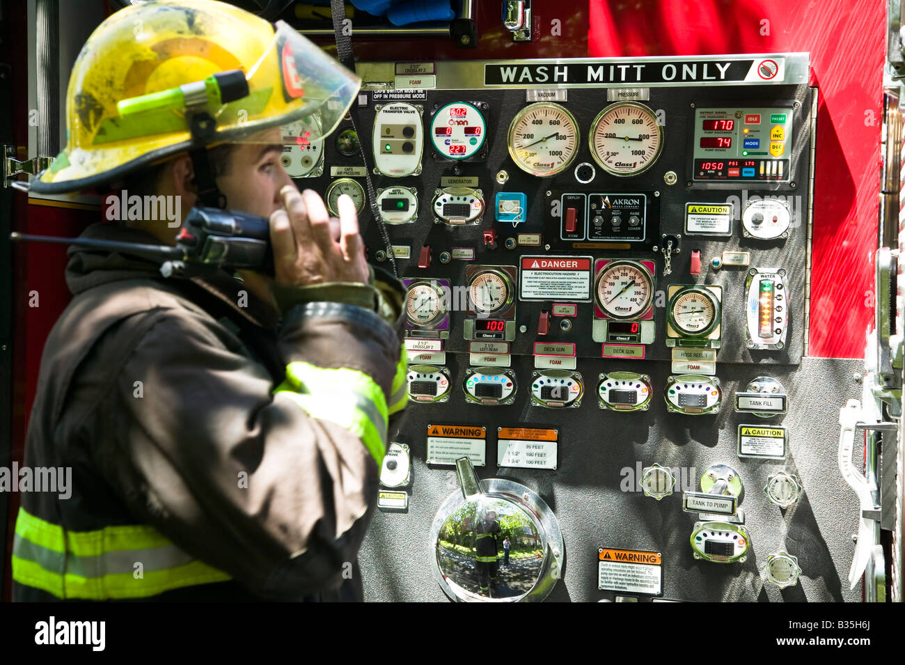 Vancouver fireman hi-res stock photography and images - Alamy