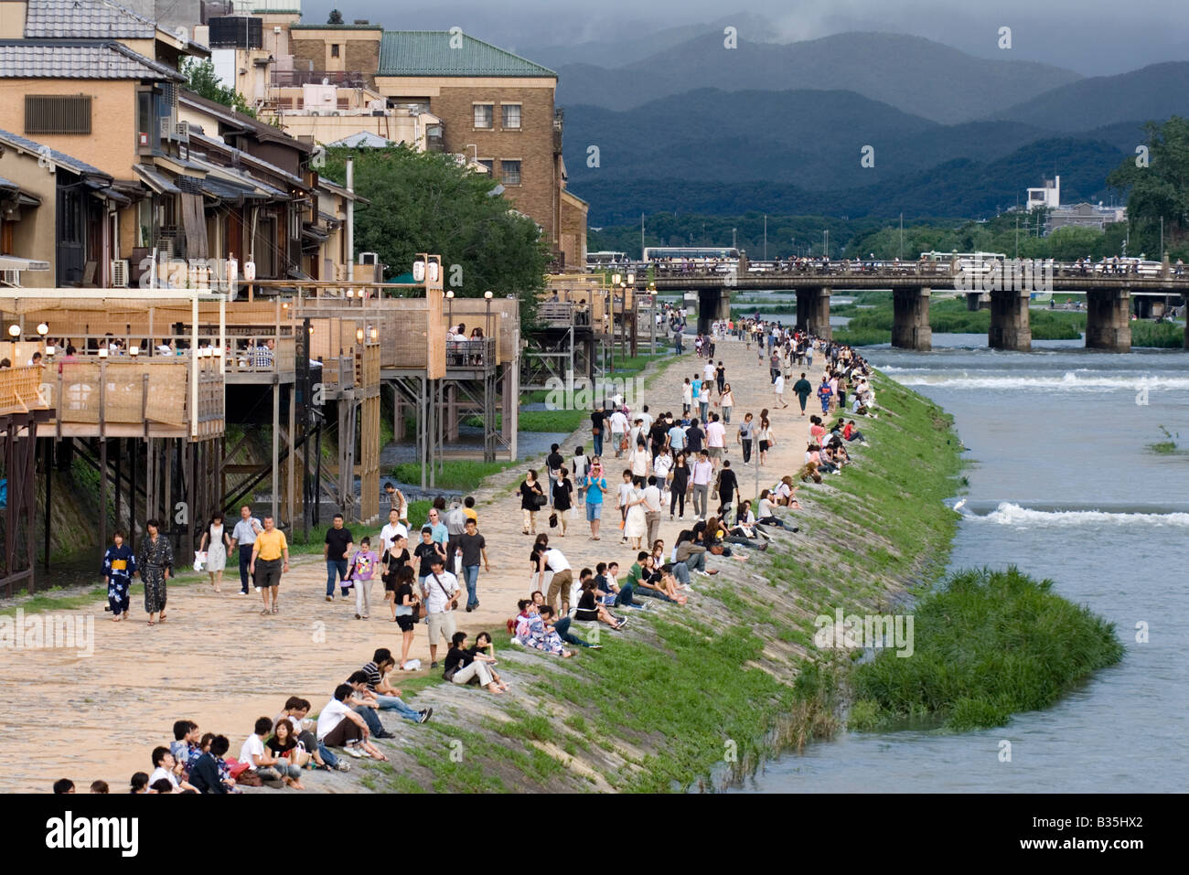 Kamogawa dining hi-res stock photography and images - Alamy