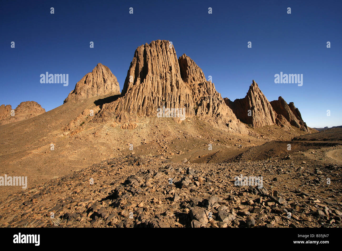 Hoggar Mountain High Resolution Stock Photography and Images - Alamy