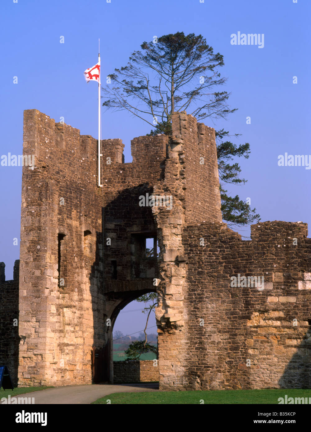 England Somerset Farleigh Hungerford castle Stock Photo - Alamy