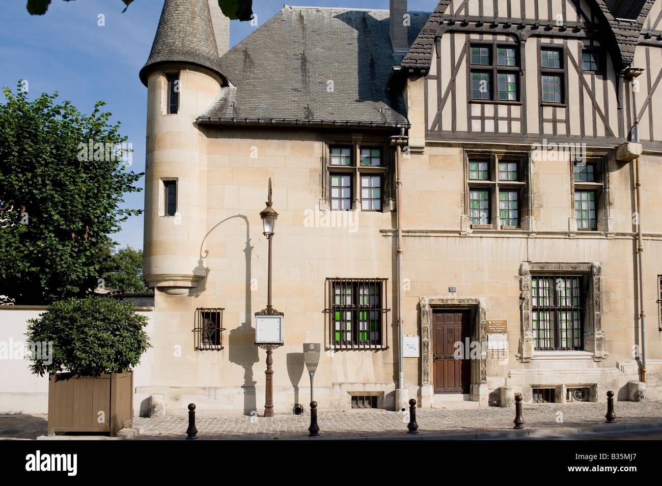 museum hotel le vergeur reims france Stock Photo - Alamy